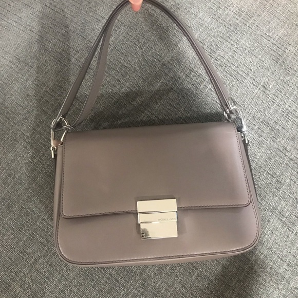 MICHAEL Michael Kors | Bags | Michael Kors Madelyn Convertible Bag ...